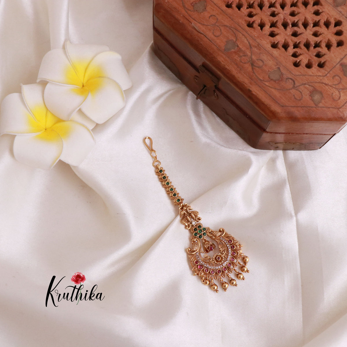 Simple Peacock Flower Maang Tikka MT214 – Kruthika Jewellery