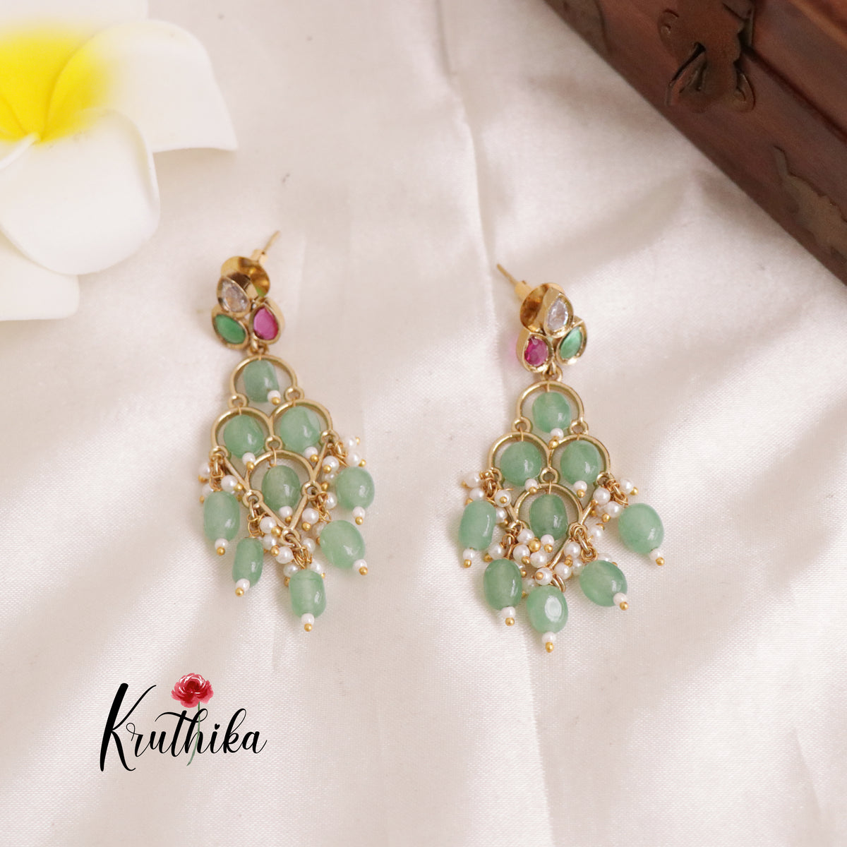 Pretty Green stone Chanda Bali Earing's E477 – Kruthika Jewellery