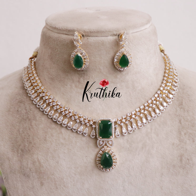 Gorgeous CZ Sparkling Floral Design Necklace NC2148 (Available in 2 Co ...